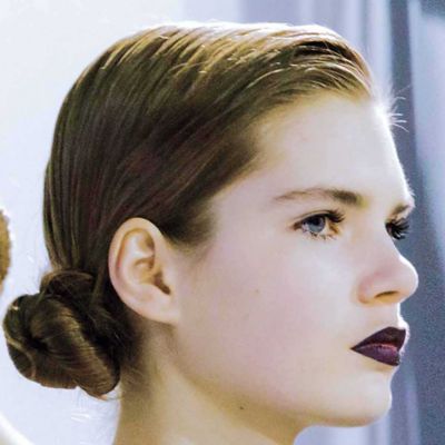 Coiffure macarons : la coupe fun des années 90
