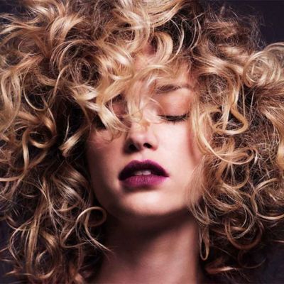 Remolinos en el pelo: cómo peinarlos