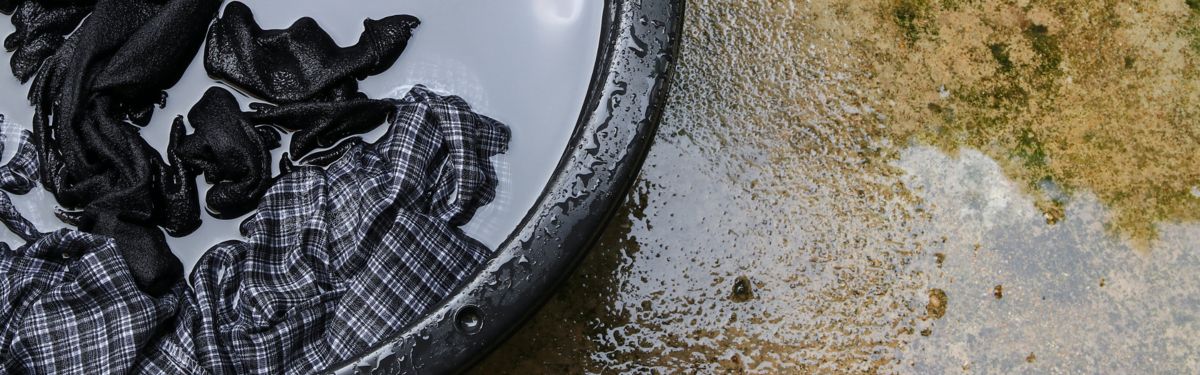 How to remove tar stains from clothing | Ask Team Clean