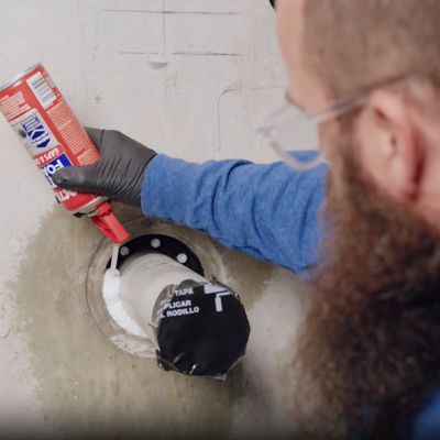 How to Use Spray Foam for Energy Efficient House Construction