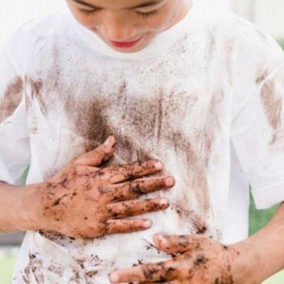 How to Get Mud Out of Your Clothes | Purex®