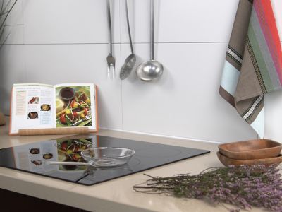 Kitchen caulk—protective barrier for your kitchen