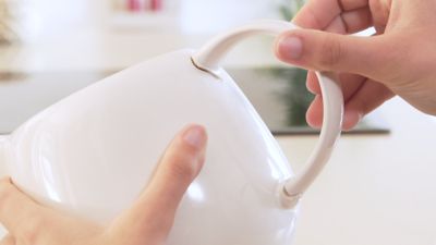 How to fix a broken mug in no time