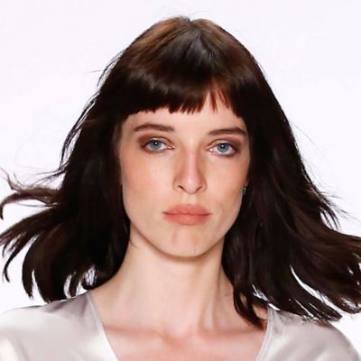 Flequillos cortos en cabello largo