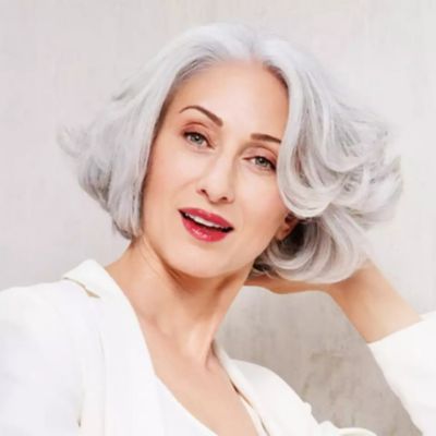 Shades of Grey: Neue Trends für graues Haar