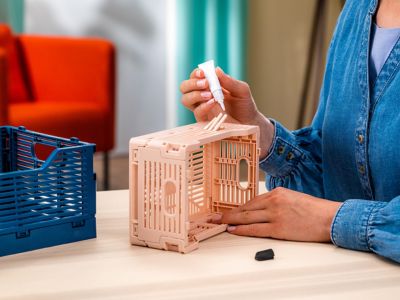 Kleber auftragen ohne Flecken: Die besten Tipps & Tricks