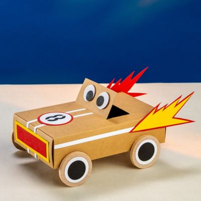 Auto basteln: Anleitung & Vorlage für ein cooles Rennauto