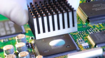 Thermally conductive adhesives | Henkel Adhesives