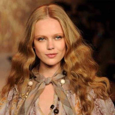 Frisure - forførende hårstyles