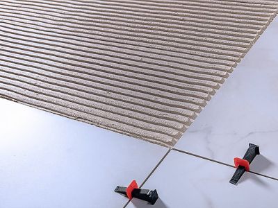 How to Apply Tile Adhesive Correctly – Step-by-Step Guide